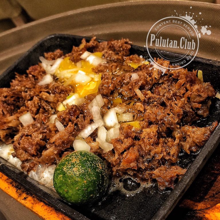 7 Traits of People Who Love Sisig - Pulutan Club